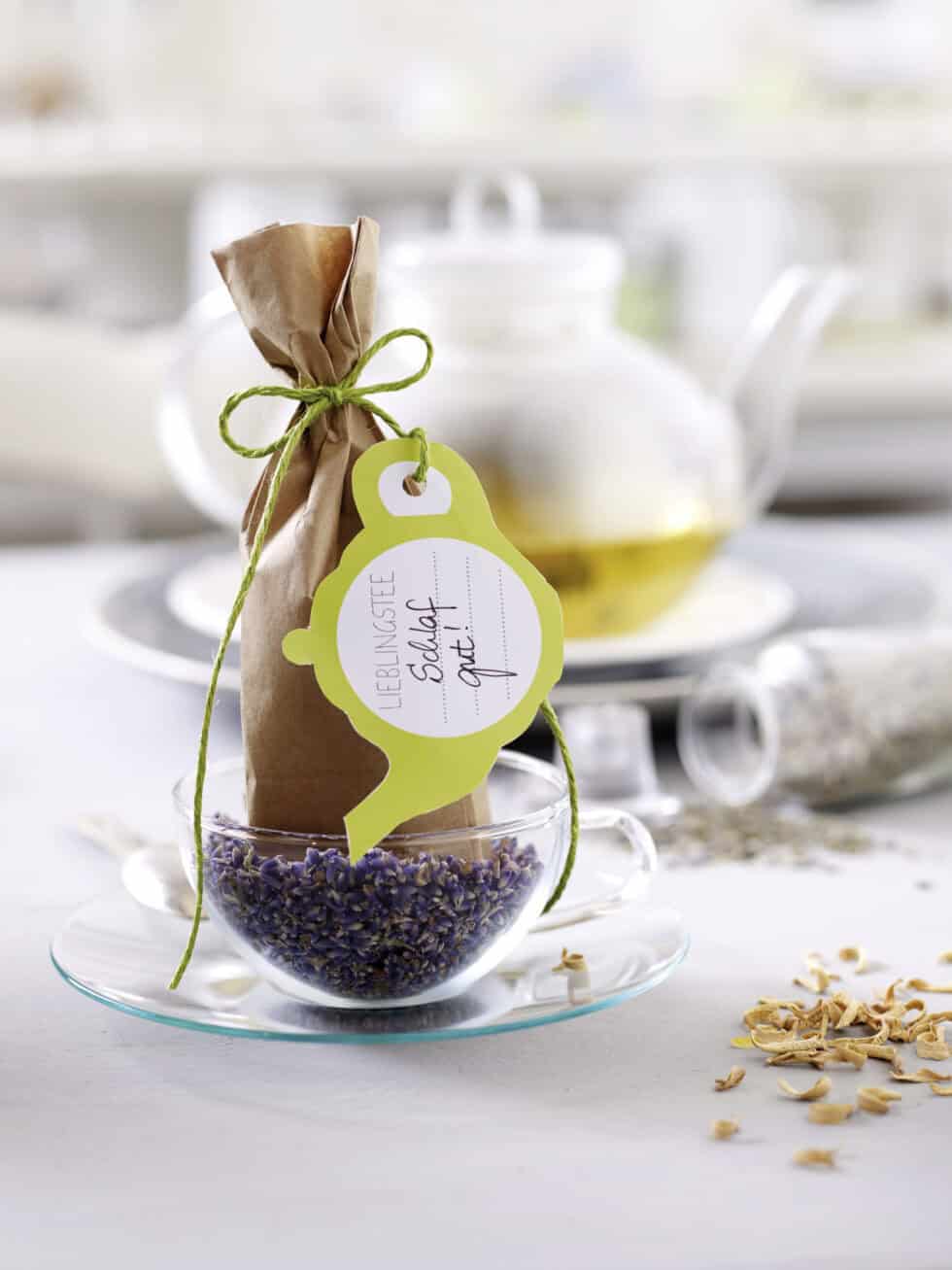 Rezepte: Wohltuende Tee-Mischungen - blooms.de